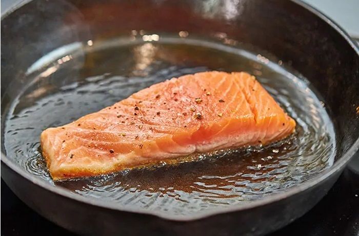 Pan-Seared Butter Chilean Salmon Recipe - Chilean Food Recipes™